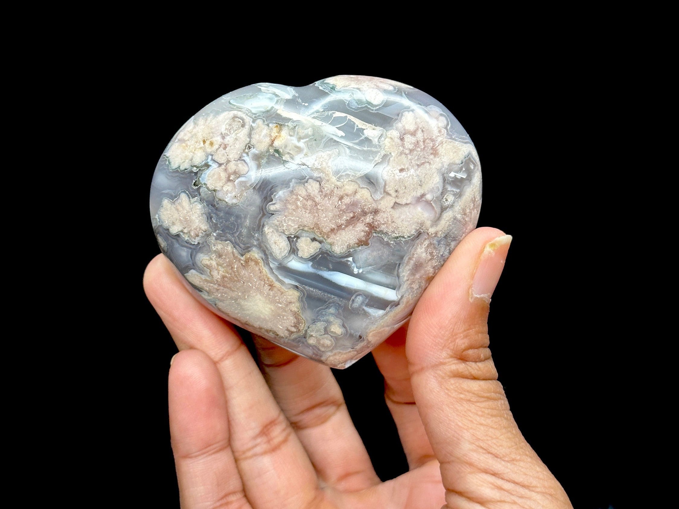Black Flower agate heart – NirViv Crystals and Jewels